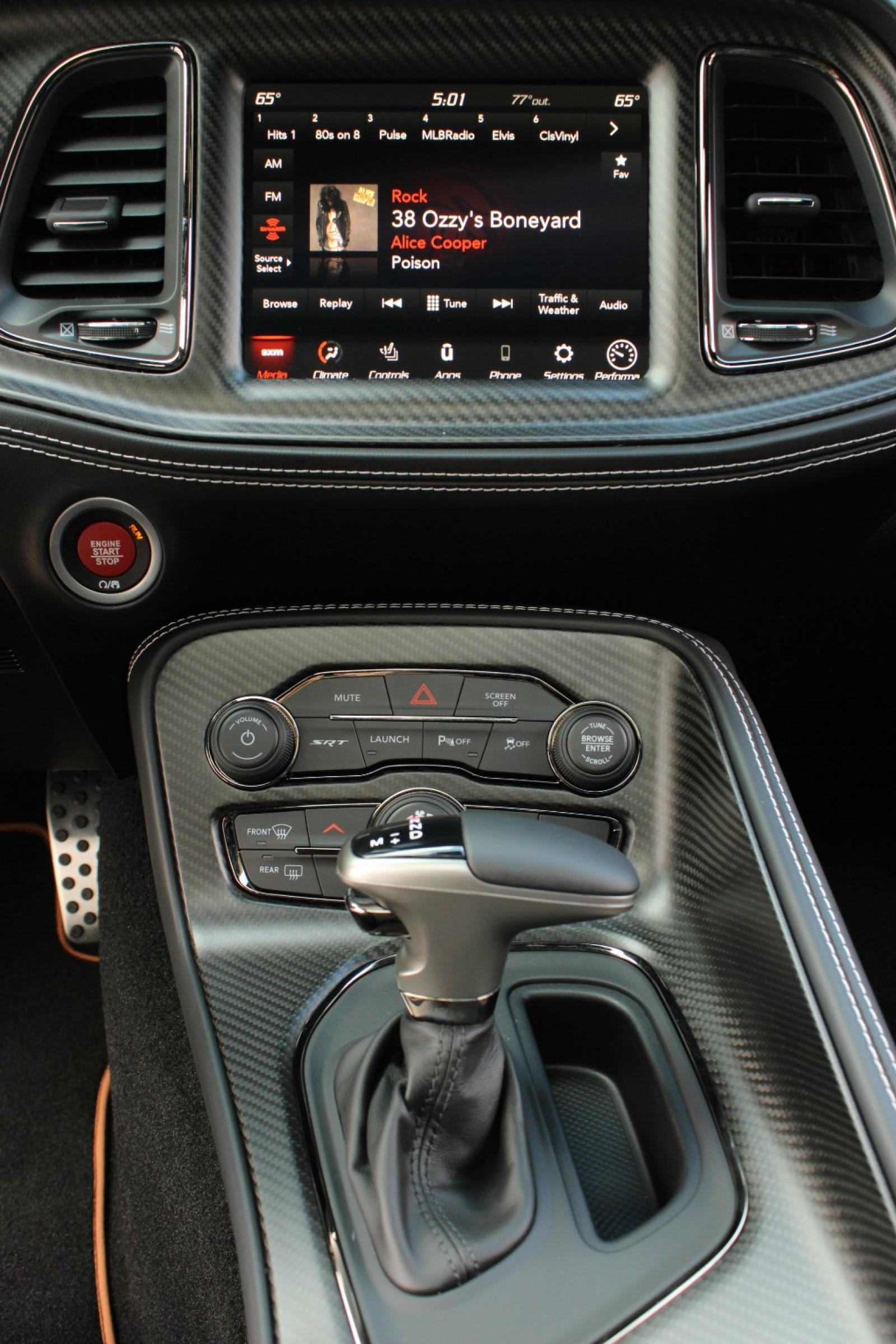 2005 Dodge Challenger Interior