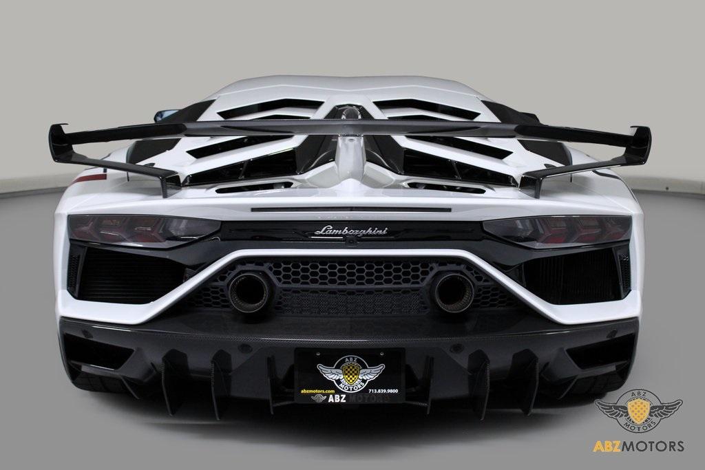 Lamborghini Aventador Back View