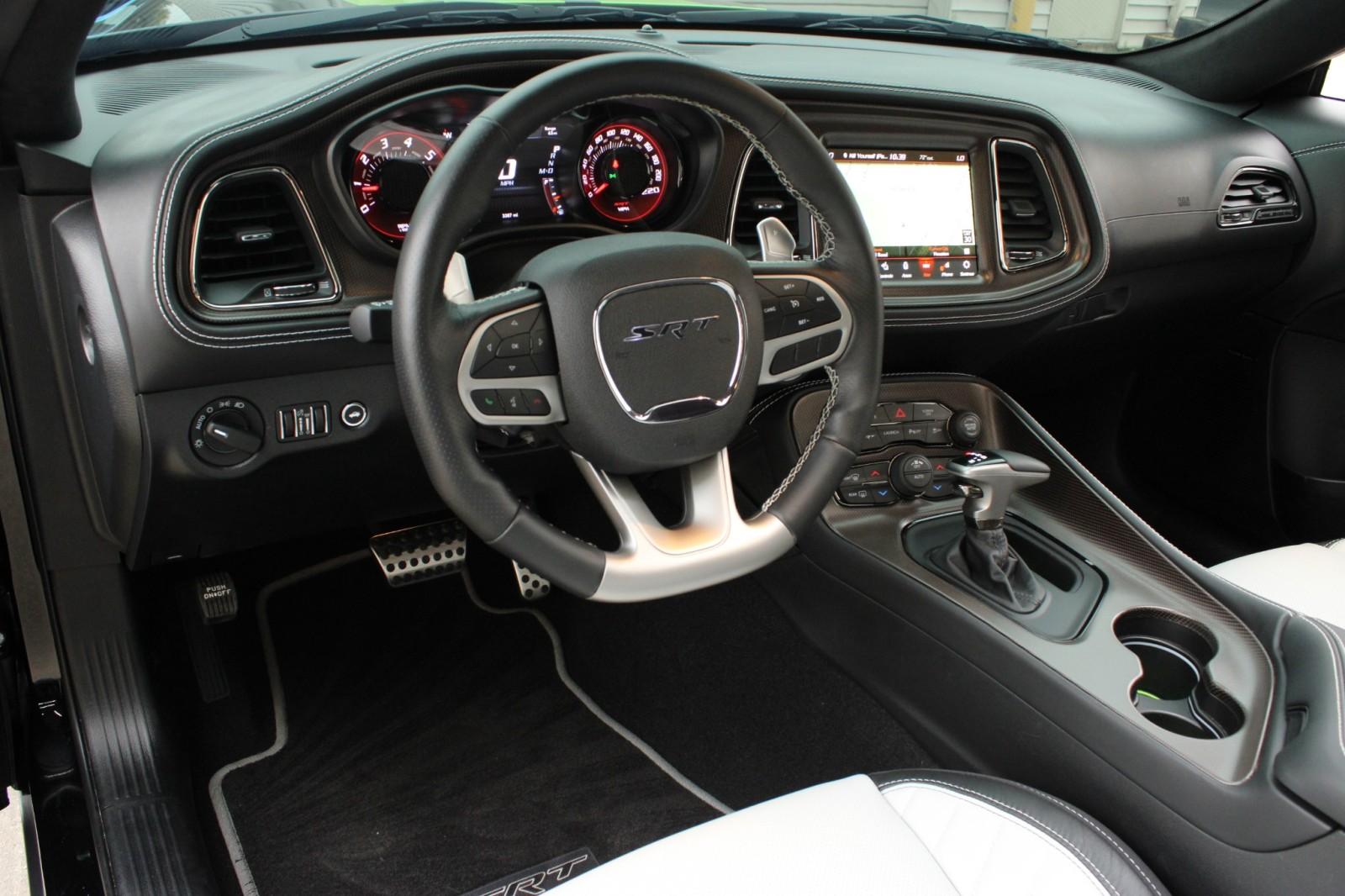 2022 Challenger Srt8 Hellcat Interior